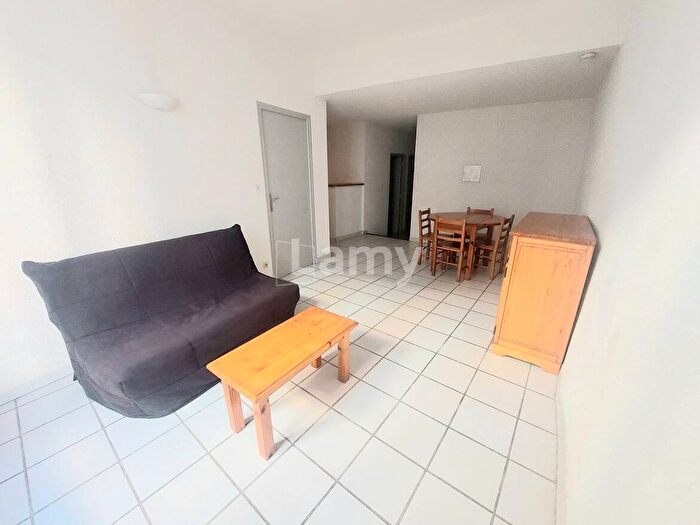 Appartement à louer - Centre Ville, Aix-en-Provence - 3 pièces - 2 chambres