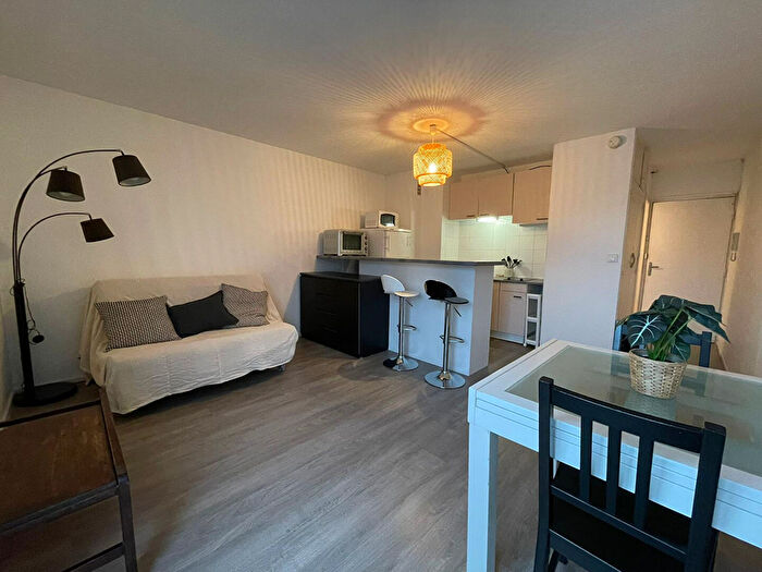 Appartement à louer - Toulouse, Saint-Michel - 1 pièce