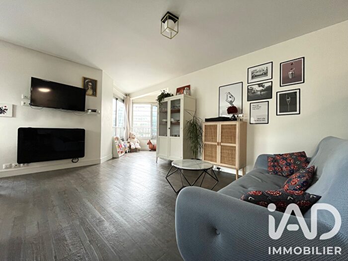 Bordeaux, Mériadeck : Appartement 4 pièces à louer