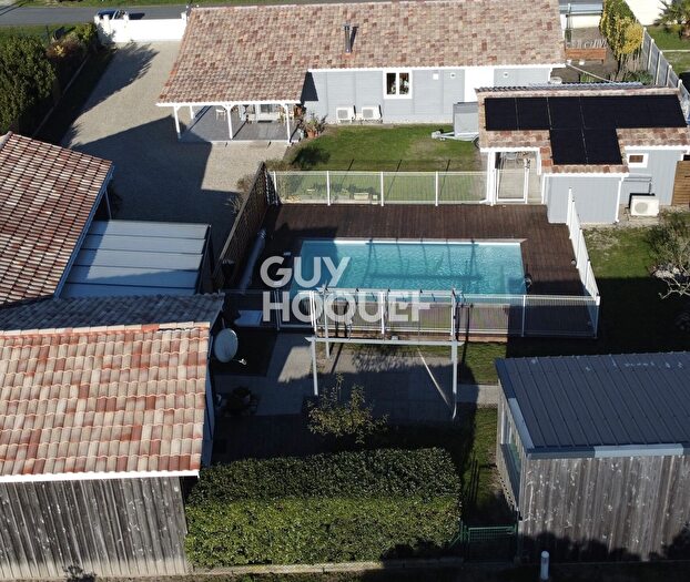 Maison à vendre - Talais - 9 pièces - 6 chambres