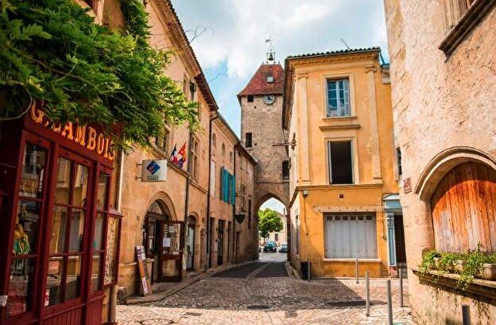 Maison à louer - Saint-Macaire - 4 pièces - 3 chambres