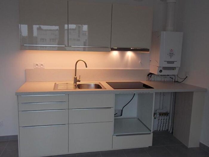 Appartement à louer - Tours, Lakanal, Strasbourg - 2 pièces - 1 chambre