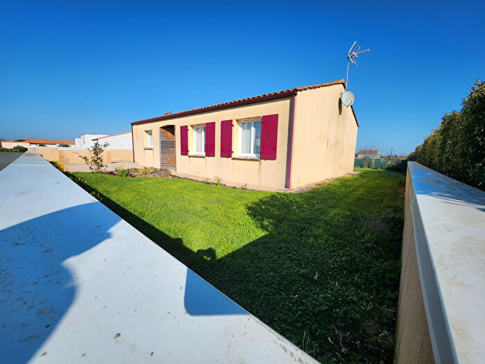 Maison à vendre - Saint-Martin-Lars-en-Sainte-Hermine - 5 pièces - 3 chambres