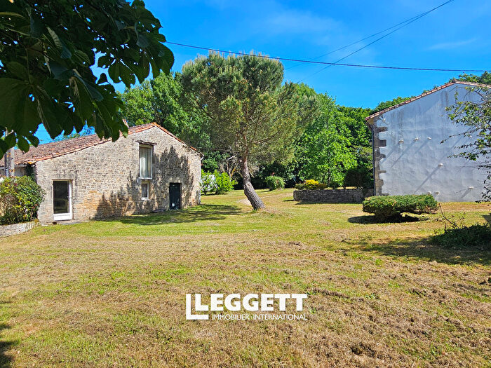 Maison à vendre - Celles-sur-Belle - 10 pièces - 6 chambres