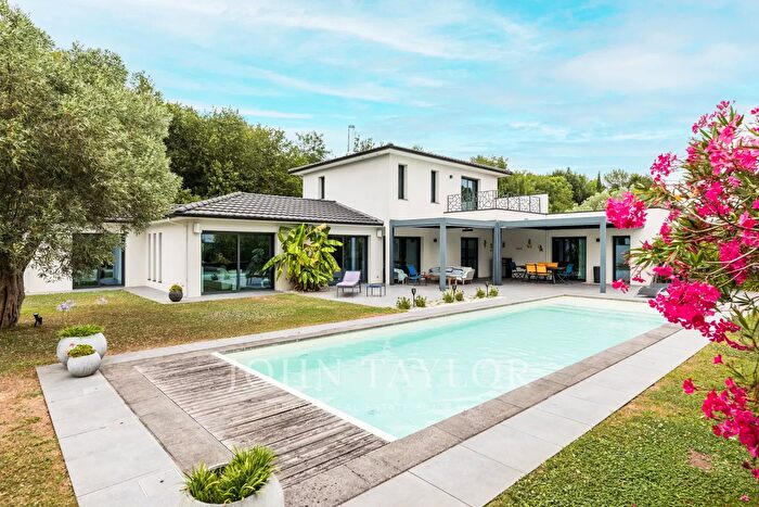 Maison à vendre - Bouliac - 9 pièces - 6 chambres