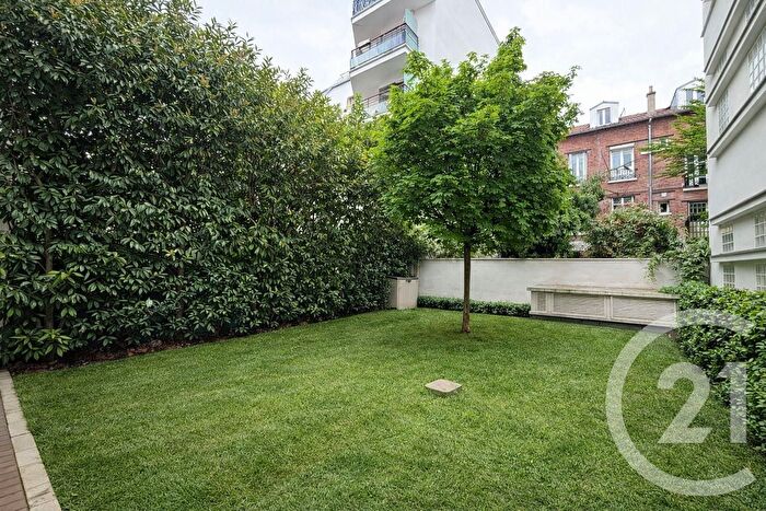 Suresnes, Carnot, Gambetta - Appartement 4 pièces à vendre