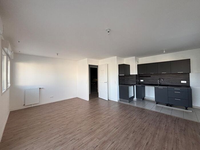 Appartement à vendre - Saint-Ouen-lAumône, Val de Liesse - 3 pièces - 2 chambres