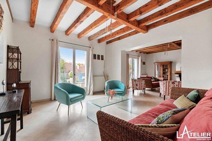 Maison à vendre - Saint-Germain-en-Laye, Pontel, Schnapper, Sous-préfecture - 8 pièces - 6 chambres