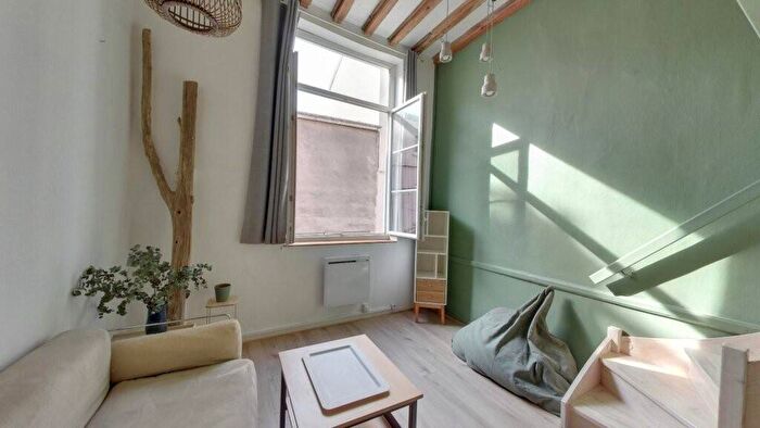 Appartement 2 pièces à Lyon ème arrondissement, à louer