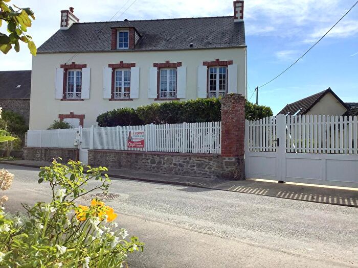 Maison à vendre - Quettehou - 5 pièces - 4 chambres