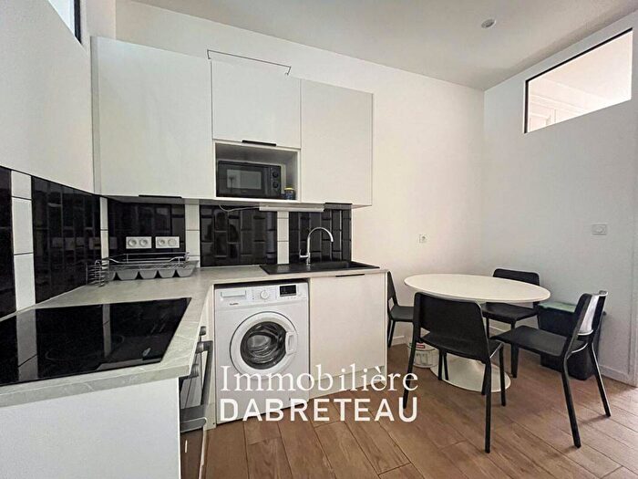 Monplaisir Lumière, Lyon 8ème arrondissement : Appartement 4 pièces à louer