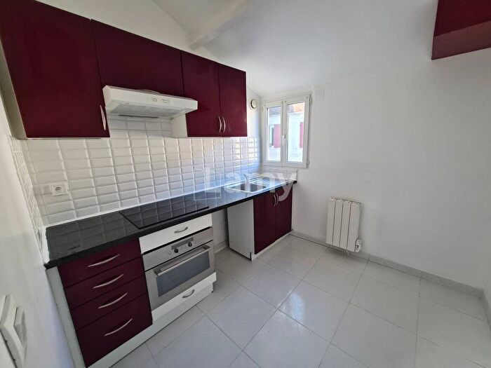 Appartement à louer - Briand Leclerc, Sens - 2 pièces