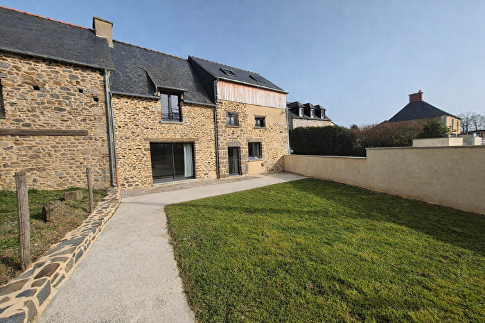 Maison à louer - Meillac - 5 pièces - 4 chambres