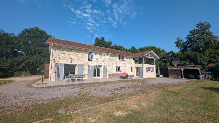 Maison 5 pièces à vendre à Eyres-Moncube
