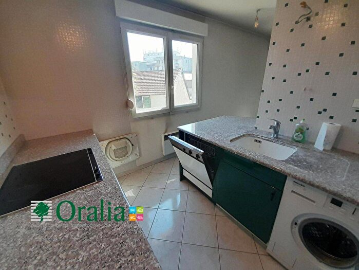 Appartement à louer - Clemenceau, Dijon - 1 pièce