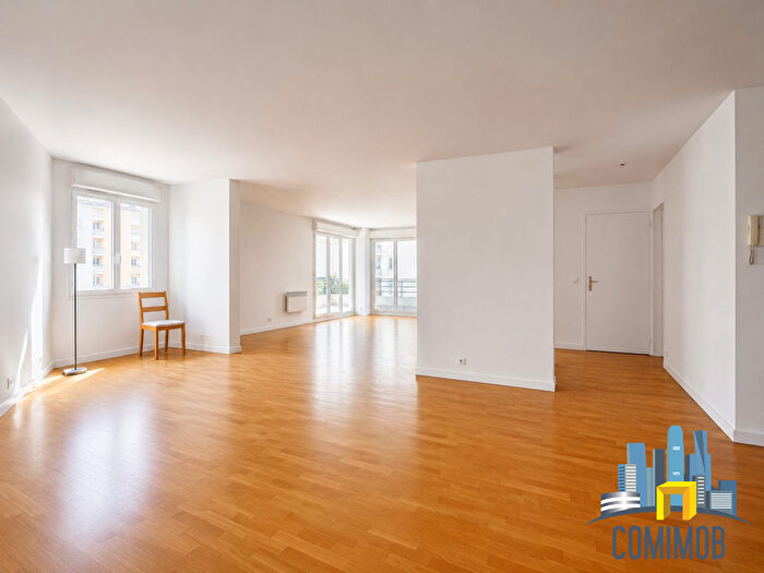 Courbevoie, Faubourg de lArche - Appartement 5 pièces à vendre