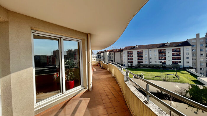 Villeurbanne, Grand Clément - Appartement 5 pièces à vendre