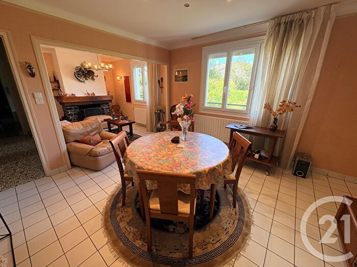 Maison 5 pièces à vendre à Villedieu-sur-Indre