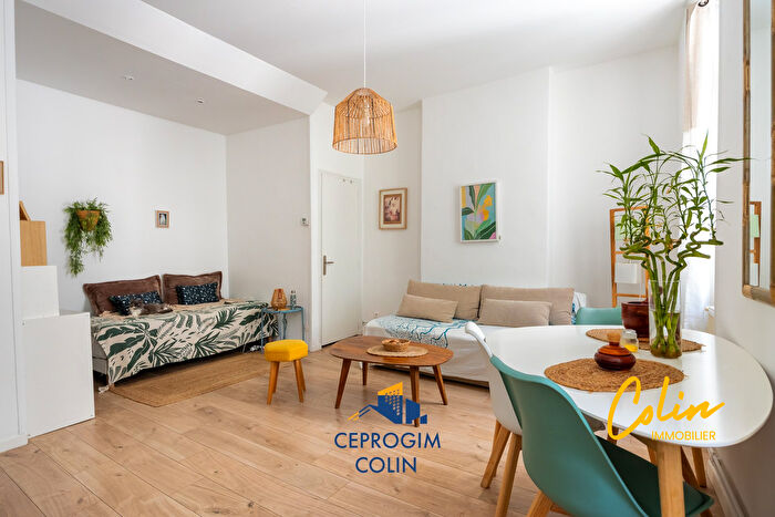 Appartement 3 pièces à Marseille 6ème, à vendre