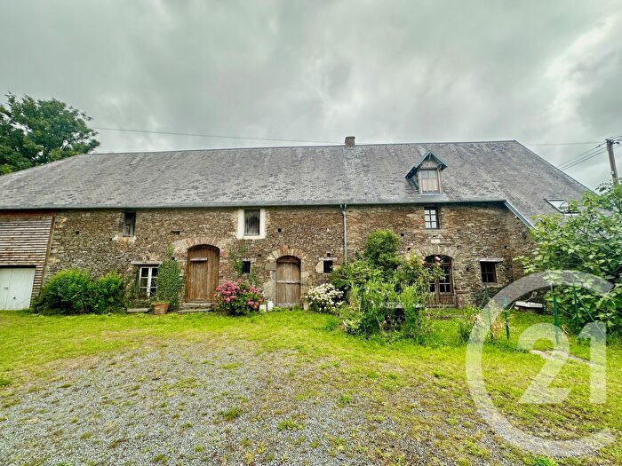 Maison à vendre - Saint-Ébremond-de-Bonfossé - 6 pièces - 5 chambres