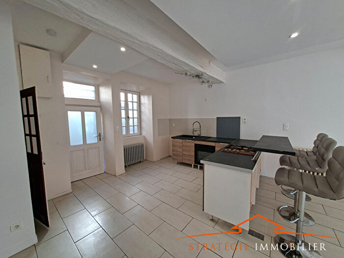 Maison à louer - Saint-Gengoux-le-National - 3 pièces - 2 chambres