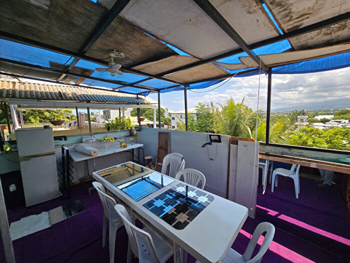 Maison à vendre - Saint-Pierre, Basse Terre les Bas, Basse Terre les Hauts, Les Casernes - 4 pièces - 2 chambres