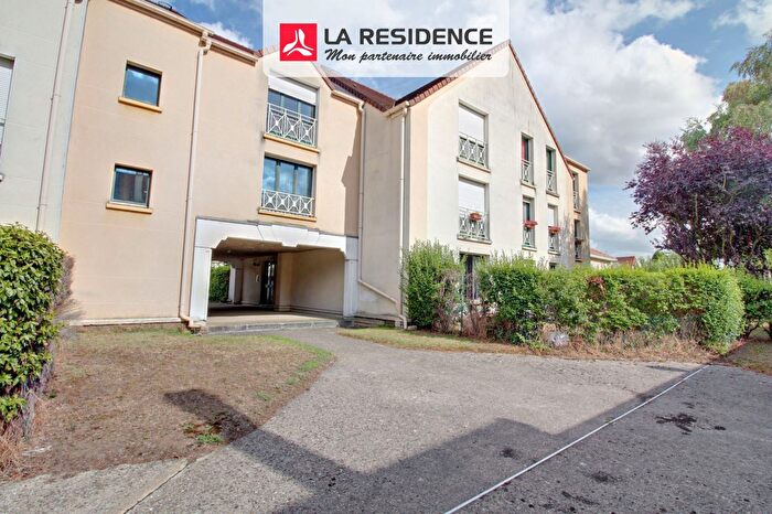 Appartement à vendre - Maurecourt - 3 pièces - 2 chambres