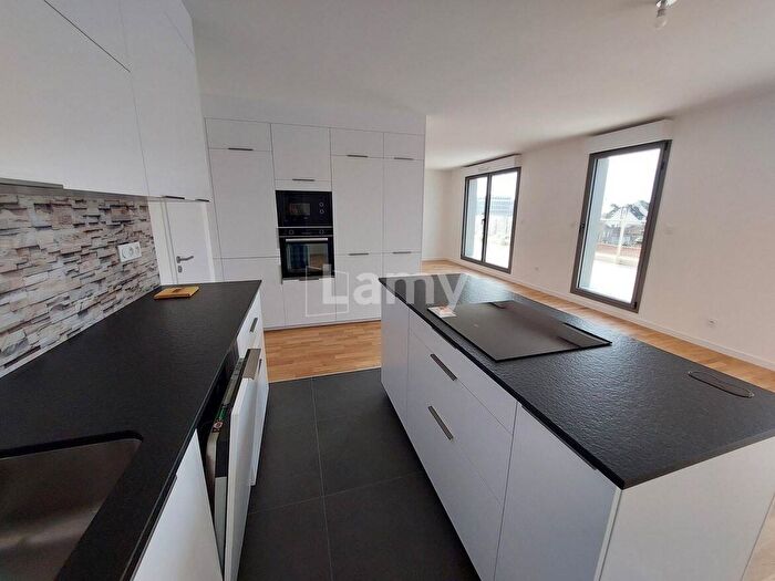 Appartement à louer - Pentagone, La Roche-sur-Yon - 5 pièces - 4 chambres