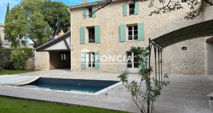 Maison à vendre - Uzès - 10 pièces - 5 chambres