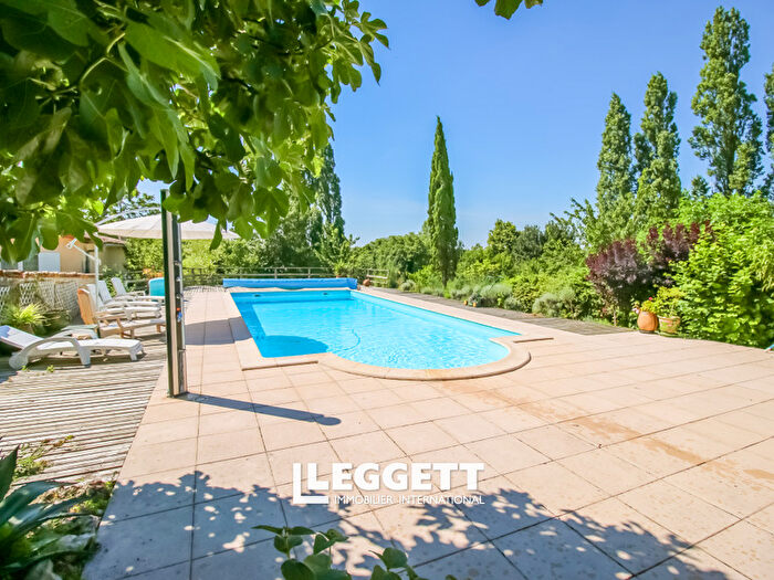 Maison à vendre - Montlieu-la-Garde - 9 pièces - 4 chambres