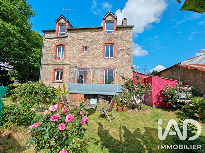 Le Roc-Saint-André - Maison 8 pièces à vendre