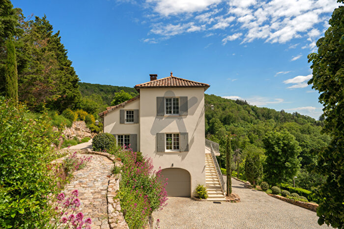 Maison 8 pièces à vendre à Limonest
