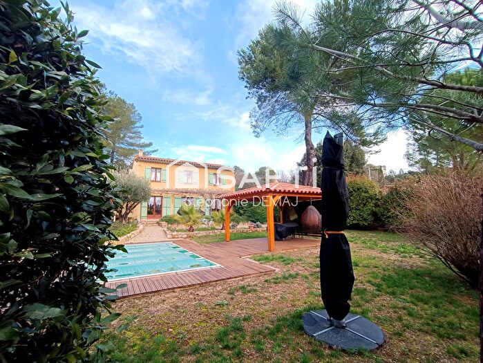 Maison à vendre - Le Thoronet - 6 pièces - 5 chambres