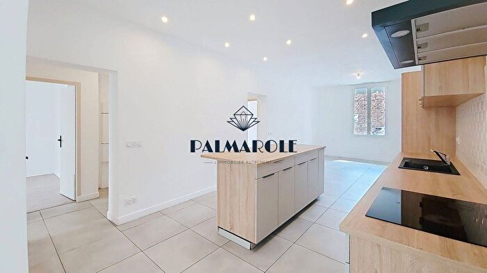 Appartement à louer - Saint Martin, Perpignan - 3 pièces - 2 chambres