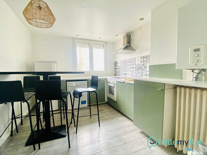 Appartement à louer - Reims, Courlancy, Porte de Paris, Bois dAmour - 4 pièces - 3 chambres