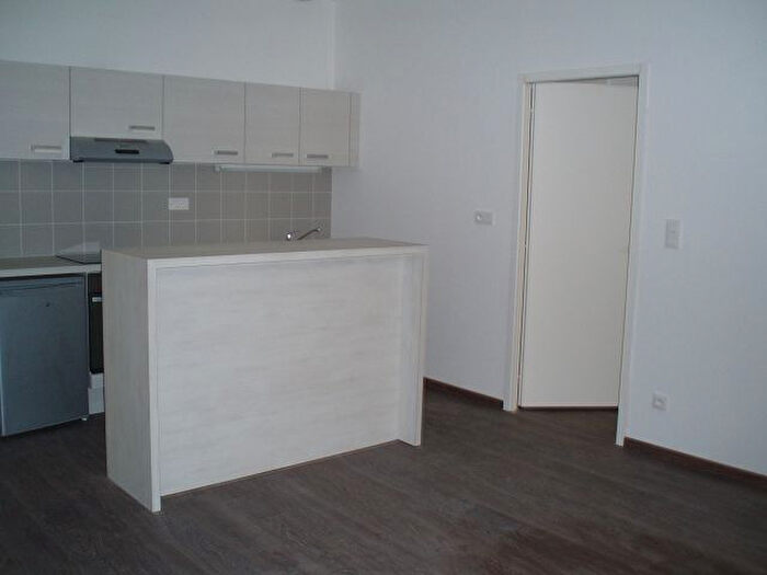 Narbonne, Cité - Appartement 2 pièces à louer