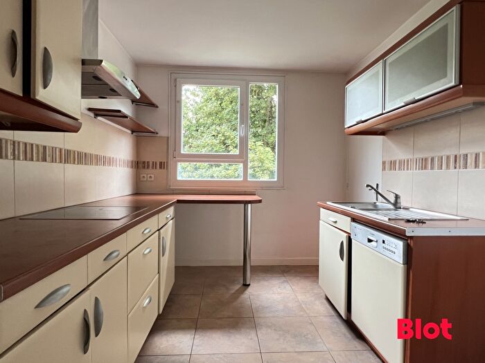 Appartement 4 pièces à Quartiers Sud-Ouest, Alma, à vendre