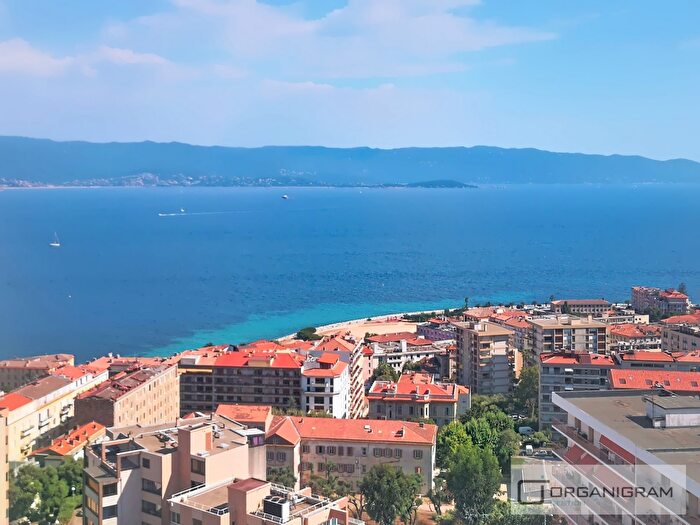 Appartement à louer - Ajaccio, Casone, Trottel - 3 pièces - 2 chambres
