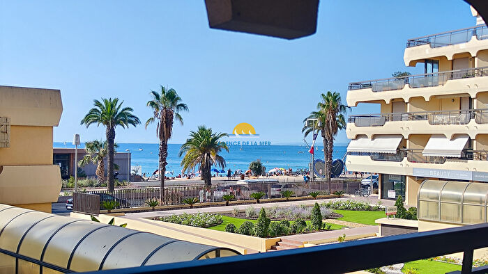 Fréjus, Fréjus Plage : Appartement 1 pièce à louer