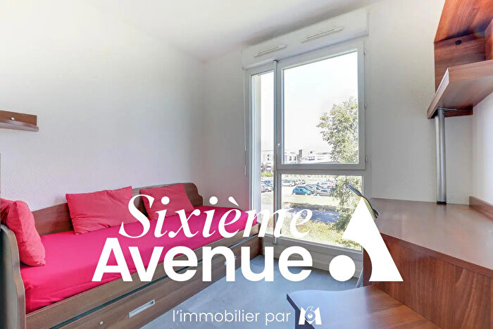Appartement 1 pièce à Bron, Aviation, à vendre