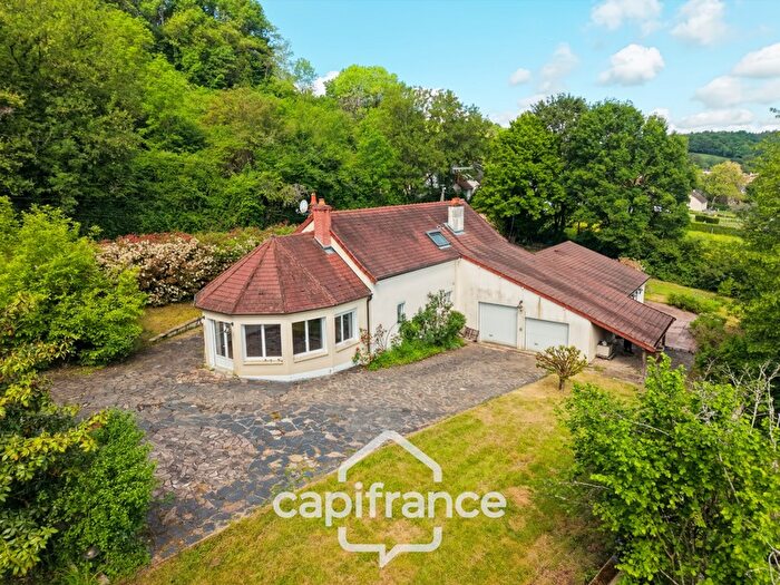 Montigny-aux-Amognes : Maison 8 pièces à vendre