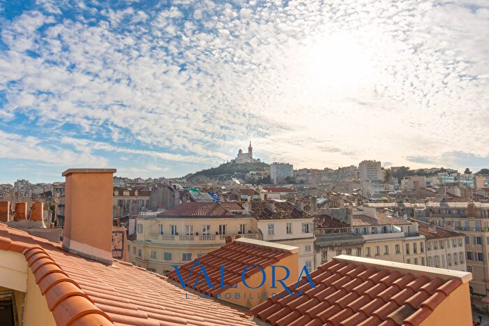 Appartement à vendre - Marseille er , Opéra - 4 pièces - 3 chambres