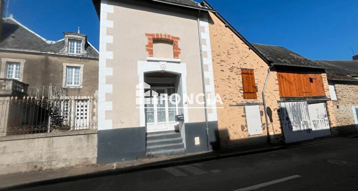 Maison à vendre - Fresnay-sur-Sarthe - 3 pièces - 2 chambres
