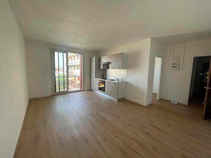 Appartement à vendre - Saint-Maur-des-Fossés, La Varenne - 2 pièces - 1 chambre