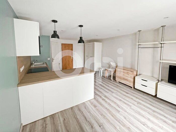 Appartement à louer - Ouest Centre Sud, Dammartin-en-Goële - 1 pièce