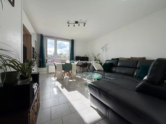 Sucy-en-Brie, Centre-ville - Appartement 3 pièces à vendre