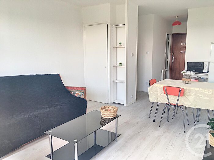 Chalon-sur-Saône, Les Près Saint-Jean : Appartement 1 pièce à louer