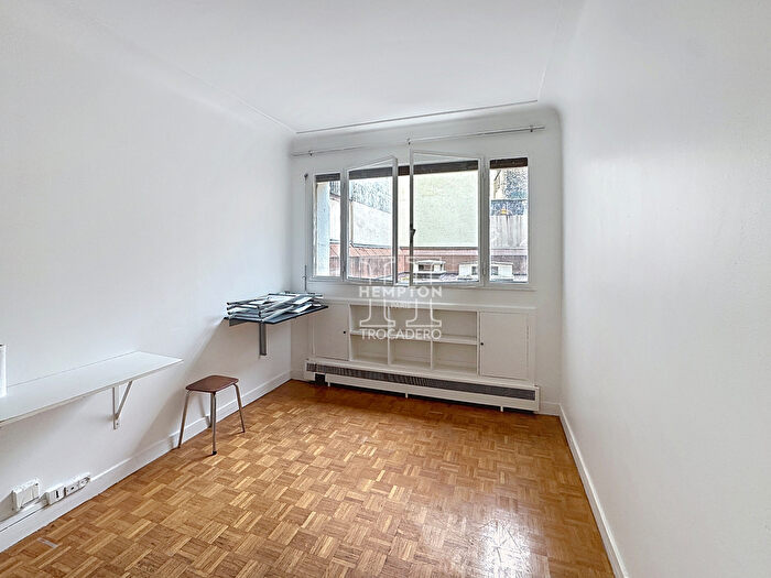 Paris 16ème, Muette-Nord, Trocadéro : Appartement 1 pièce à vendre