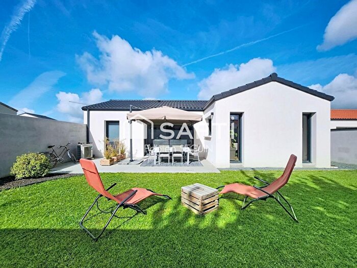 Maison à vendre - Saint-Macaire-en-Mauges - 4 pièces - 3 chambres