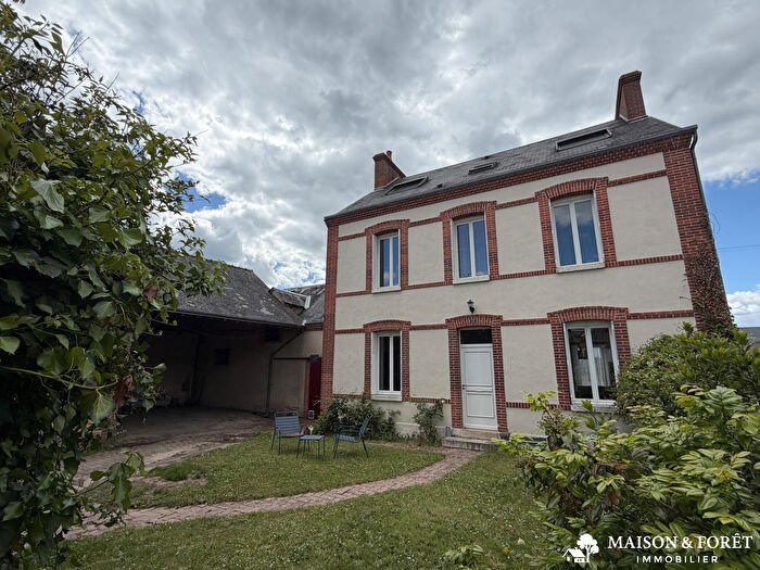 Coullons : Maison 7 pièces à vendre